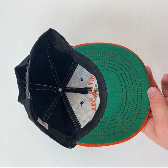 Signature | Accessories | Vintage 9s Miami Hurricanes Snapback Hat Usa ...